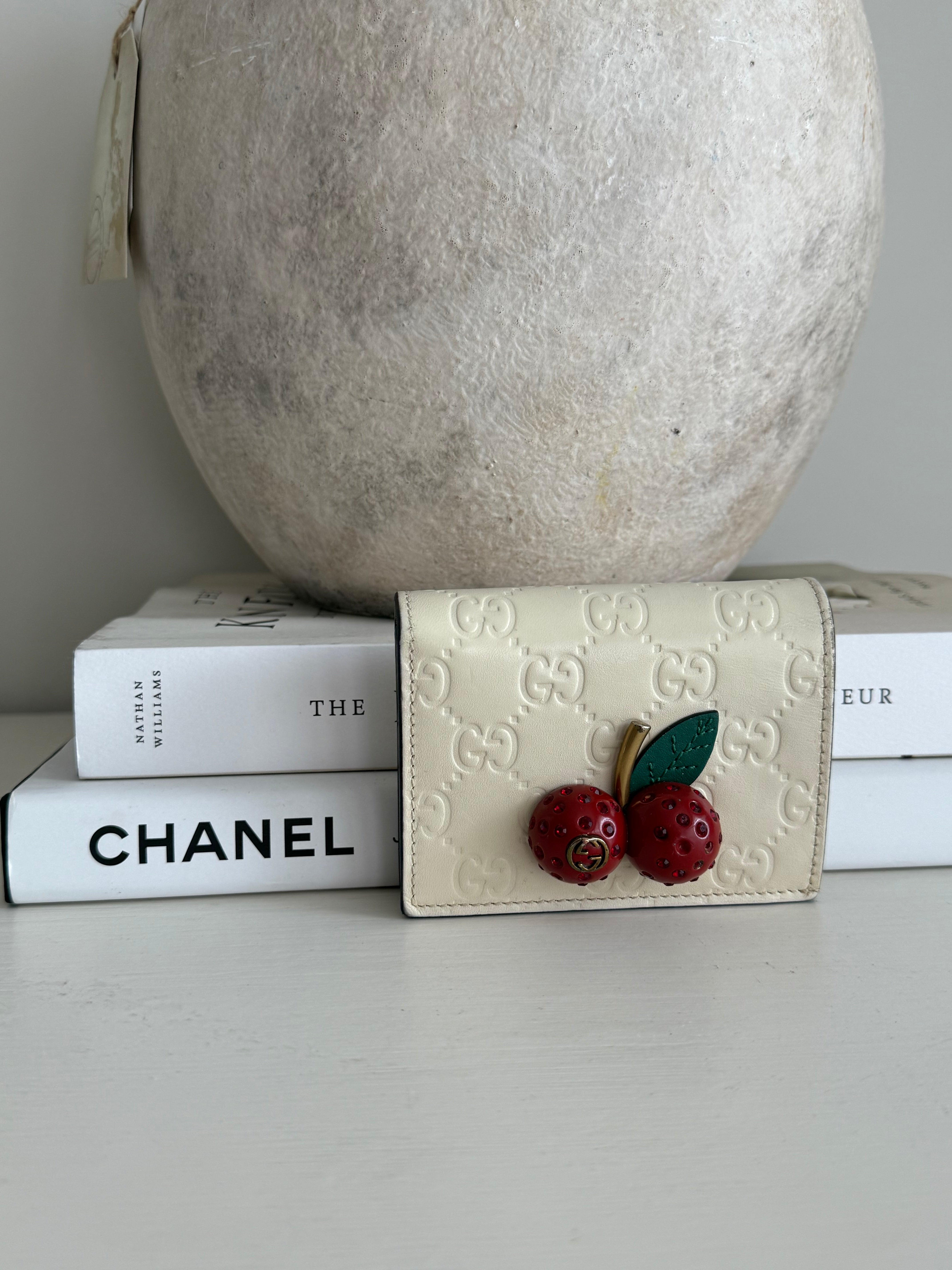 Gucci GG Cherry Cherry Bifold Wallet – Tropicbabe.com